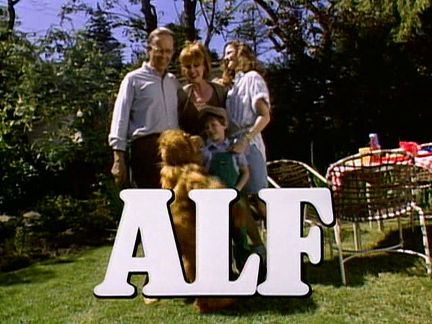 Serial ALF - ciekawostki. "Aktorzy nienawidzili tej lalki, Wright ją ...
